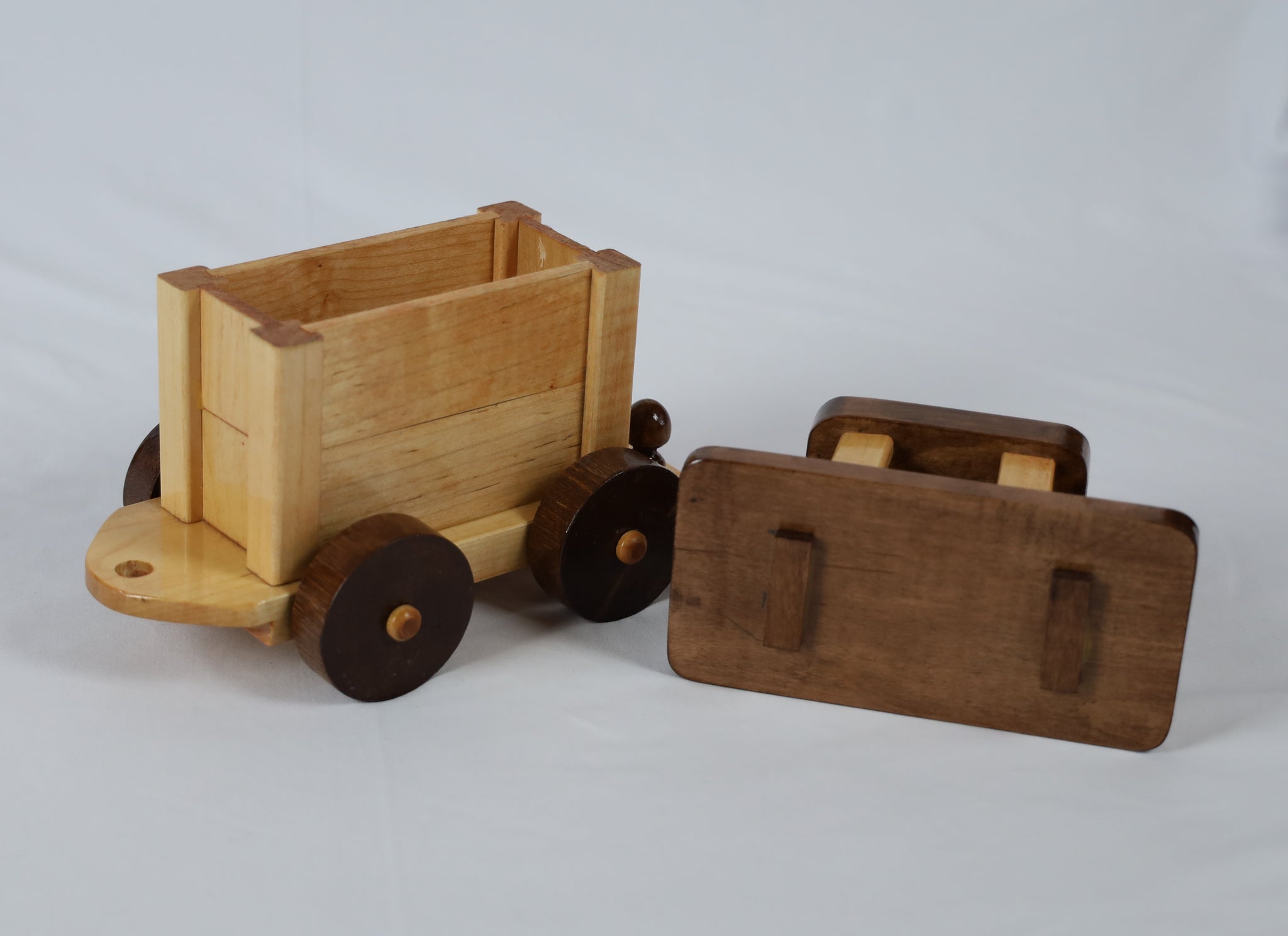 DIY Build Your Own Train Kit - Complete 4 Piece Set – Lindquist Lane